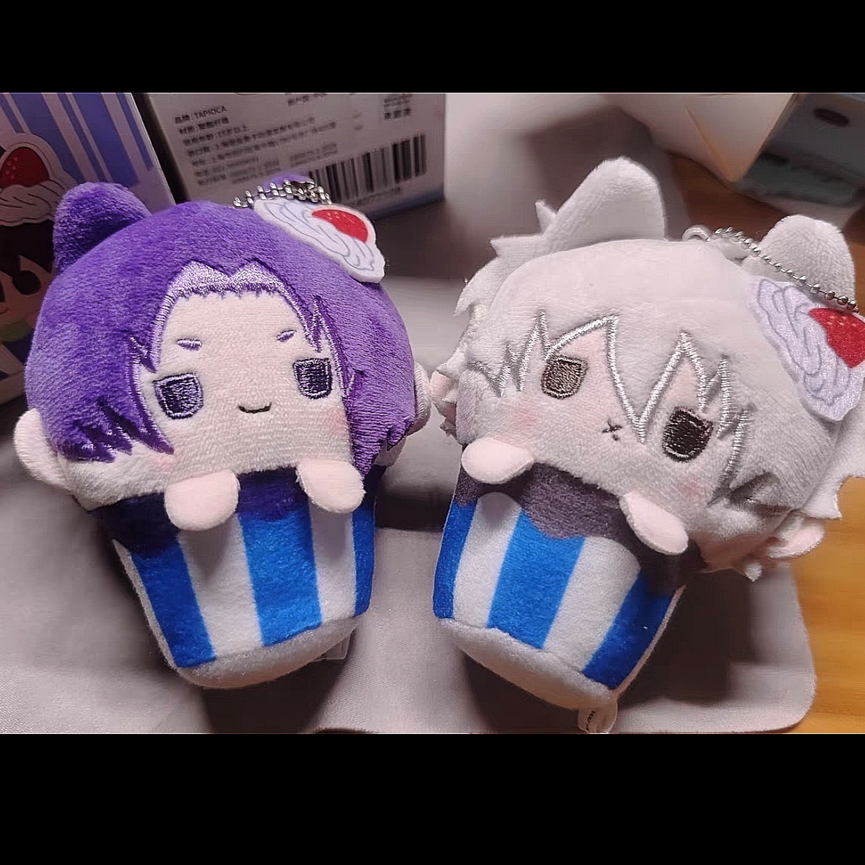 Hyoma Chigiri, TAPIOCA Blue Lock Chibi Cupcake Plush Doll, about 8 x7.5 ...